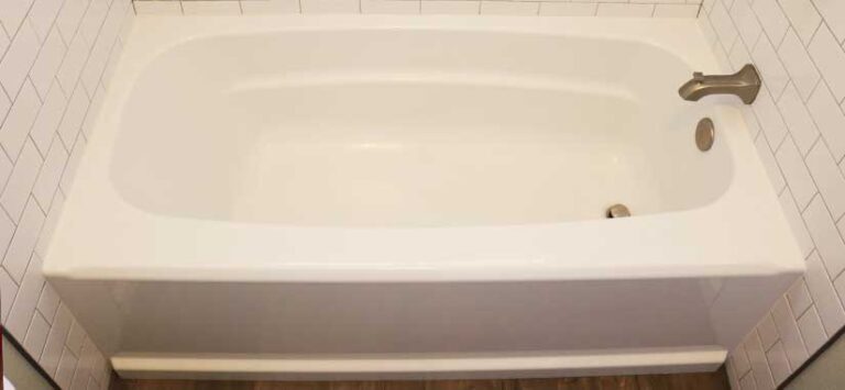 Complete Guide to Removing, Replacing, or Installing a Bathtub